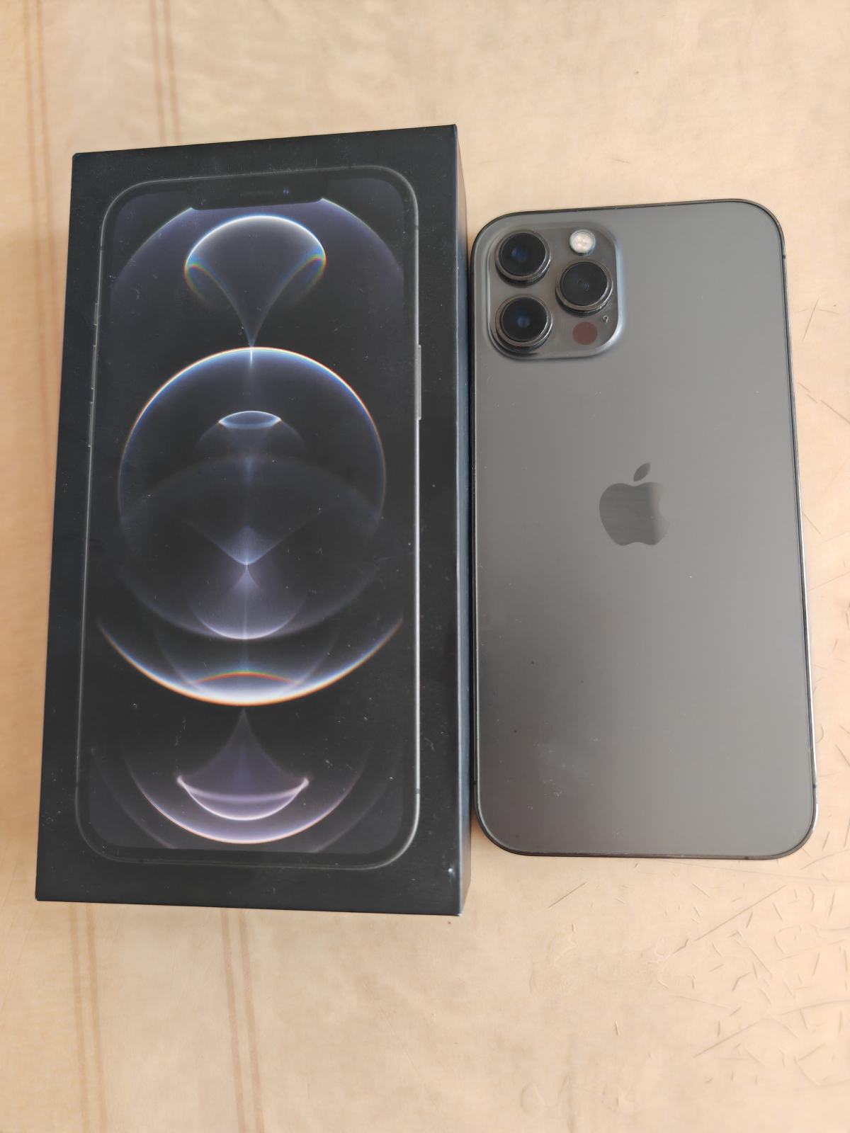 iPhone 12 pro Max 512 GB moguća zamjena