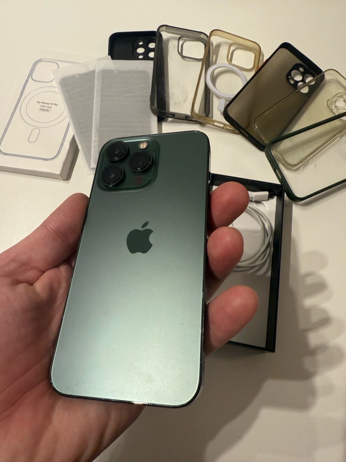 iPhone 13 Pro, 128GB, Alpine green