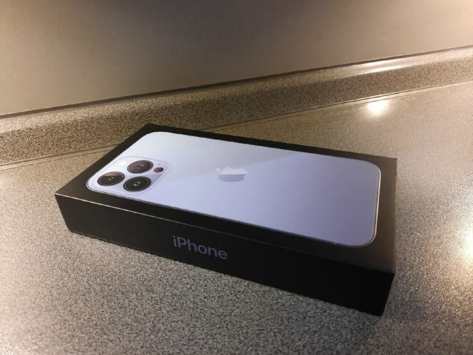 iPhone 13 pro / 128Gb gold / zapakiran / 7.699.00 Kn sierra boje!