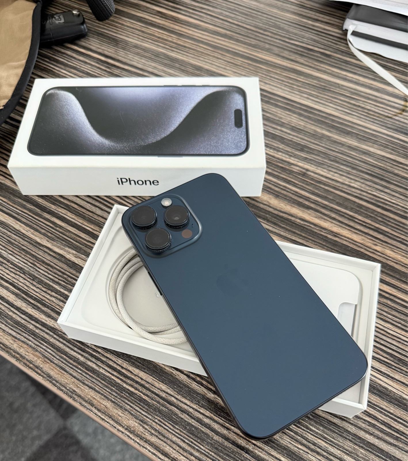 iPhone 15 Pro Max 256 GB Blue Titanium