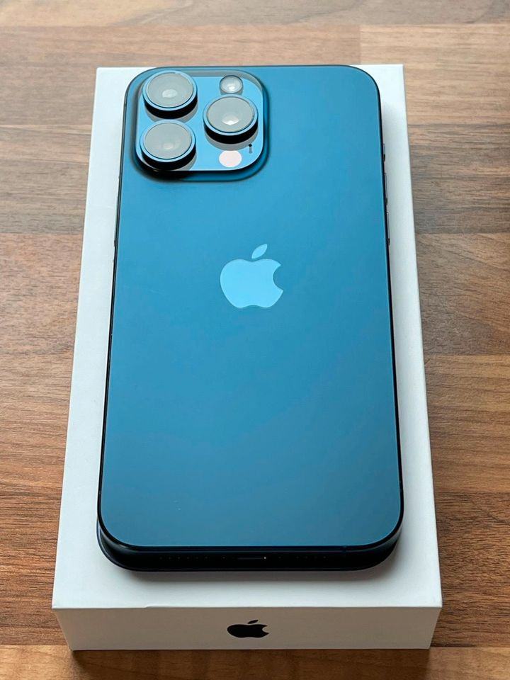 iPhone 15 Pro Max Titanium Blue 1TB
