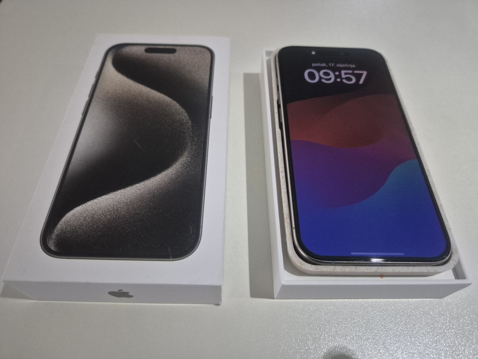 Mobitel Apple iPhone 15 Pro, Natural Titanium, 256GB