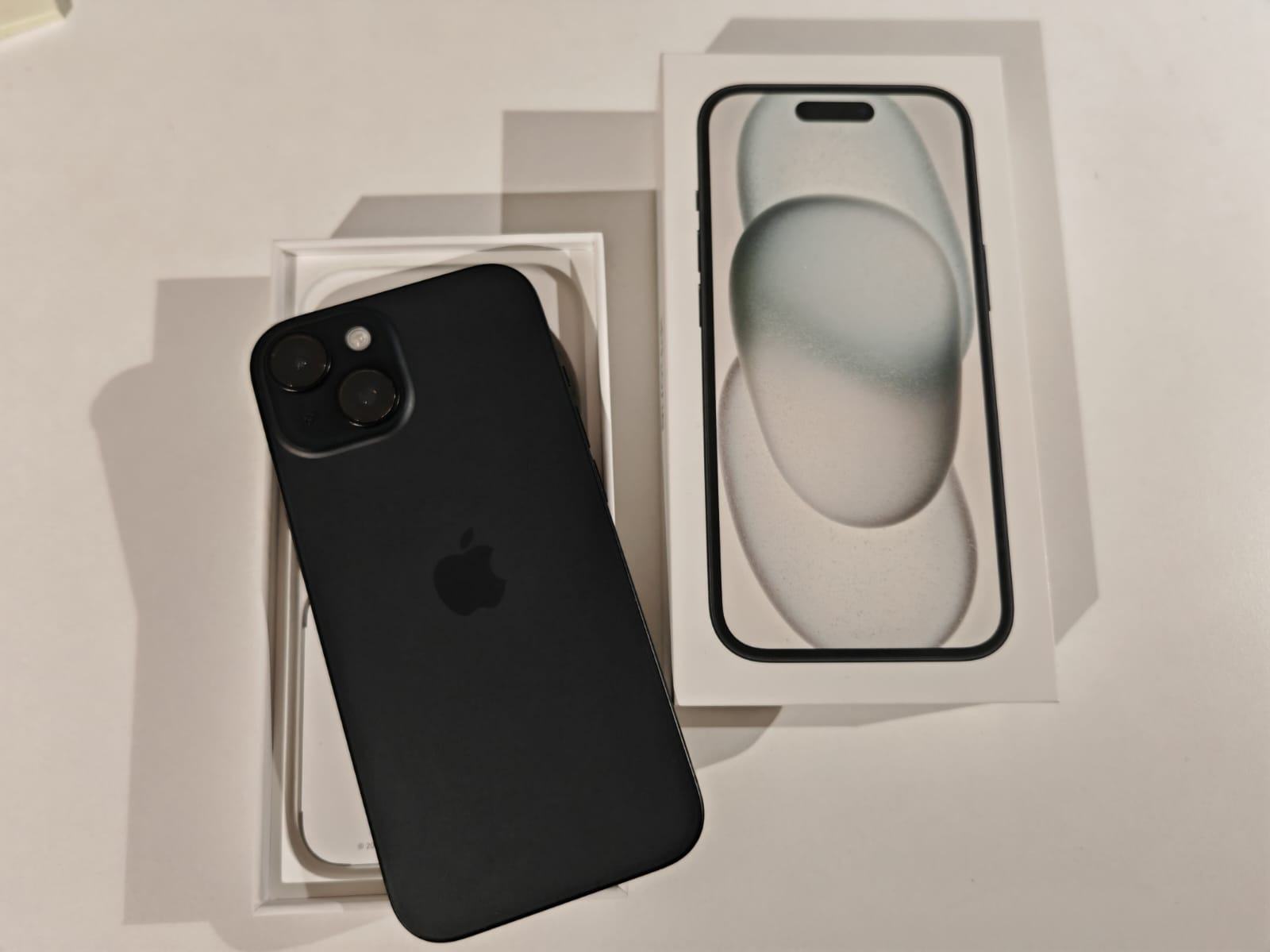 APPLE iPhone 15 128GB Black, RAČUN R1, GARANCIJA, E-POINT