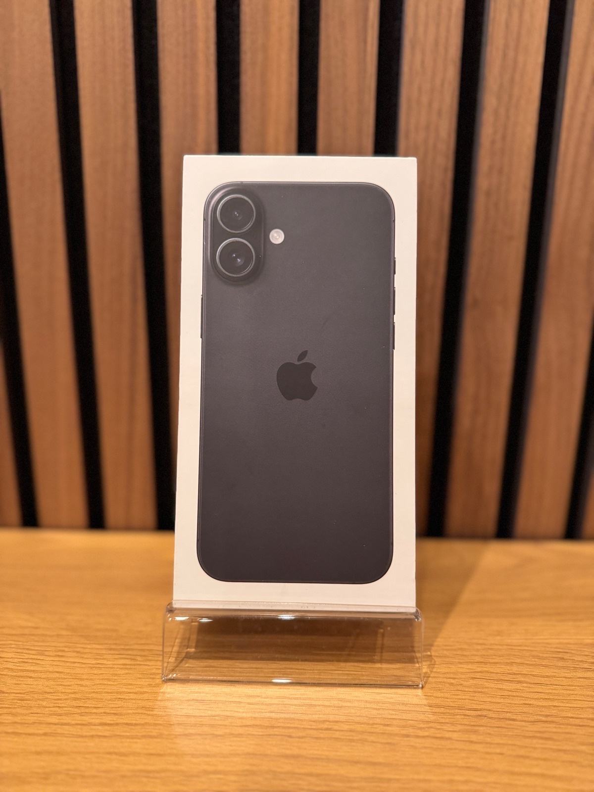 Apple iPhone 16 Plus 128GB R1/RATE/ PHONE FOCUS