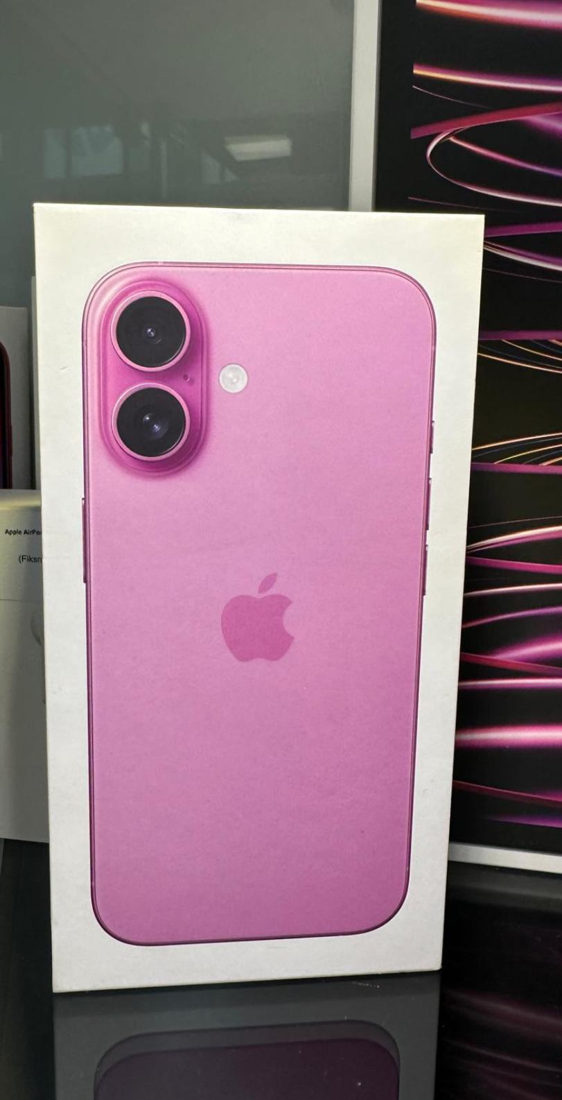Iphone 16 Plus pink NOVO