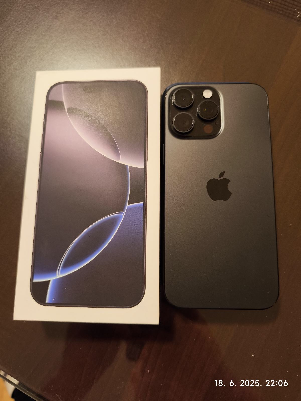 iPhone 16 ProMax Black Titanium 256 gb