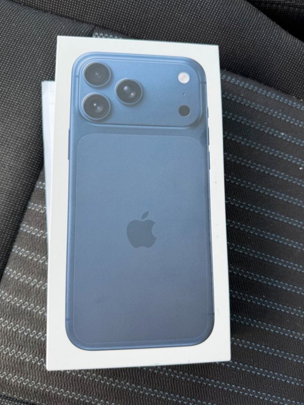 iPhone 17 Pro Max 256GB