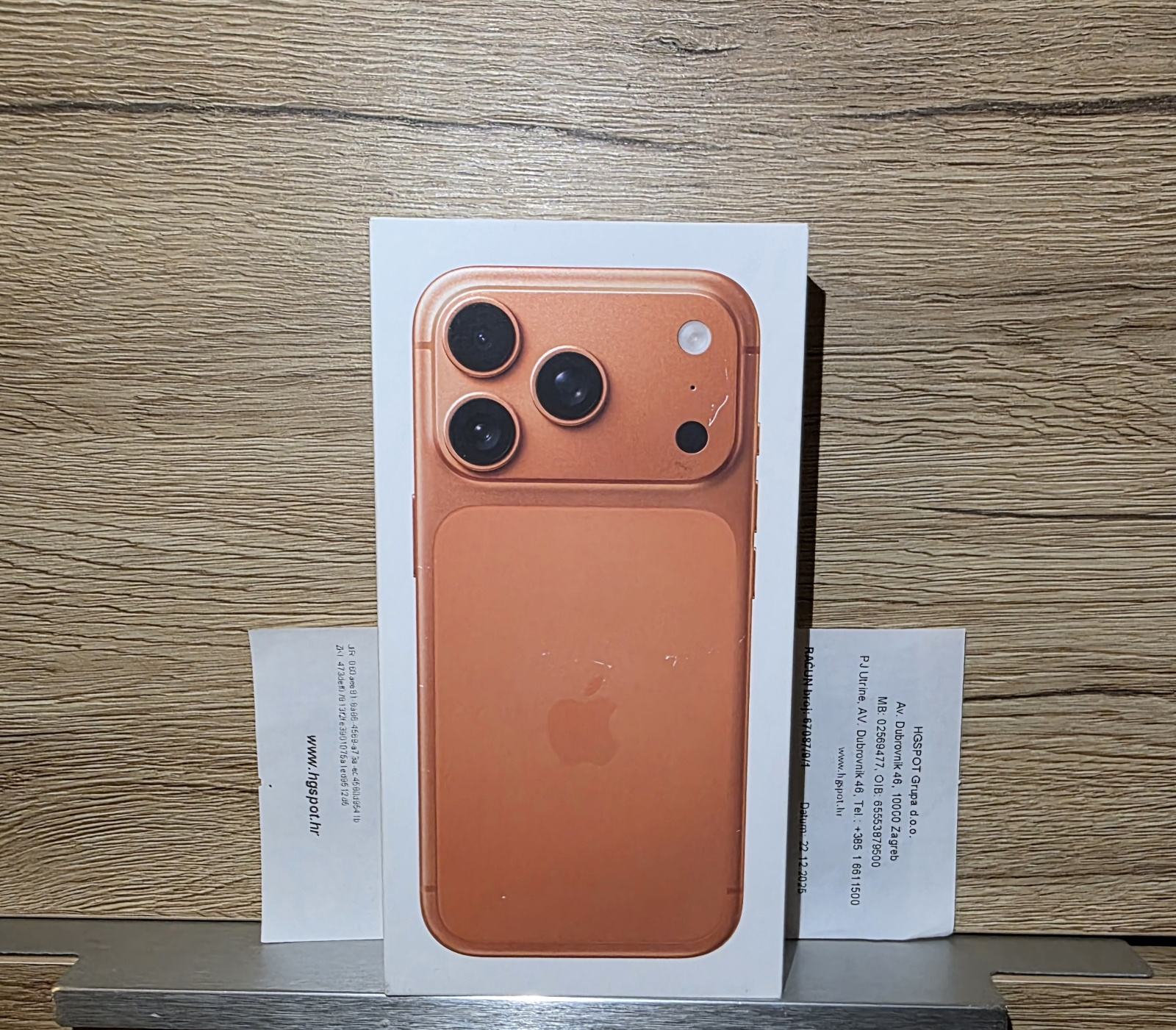 iPhone 17 PRO 256gb Orange NOVO