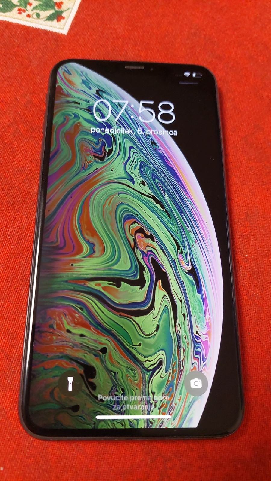 ipone XS max 256 GB crni