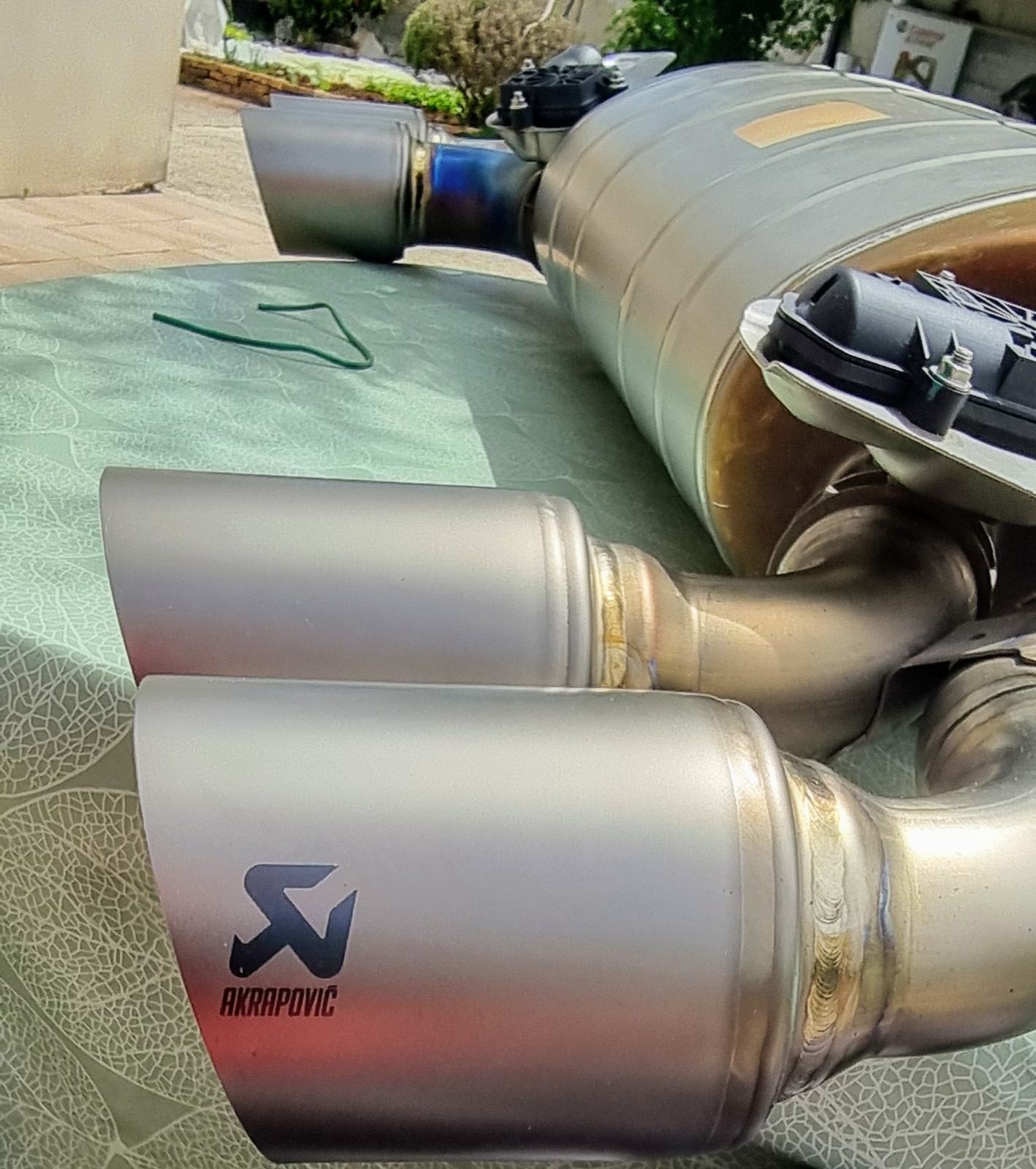 AKRAPOVIČ AUSPUH GOLF 7R 7.5R