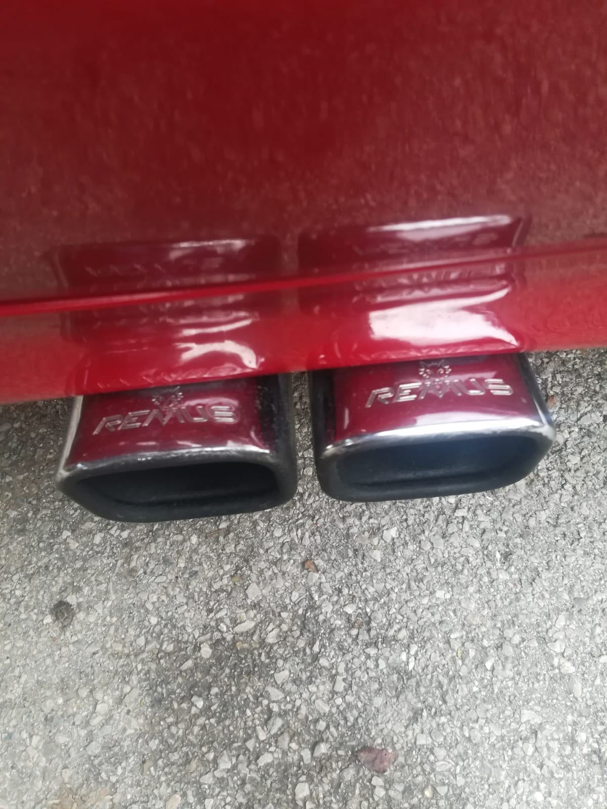 Remus auspuh srednji i zadnji top sa dvije cijevi kao nov!!