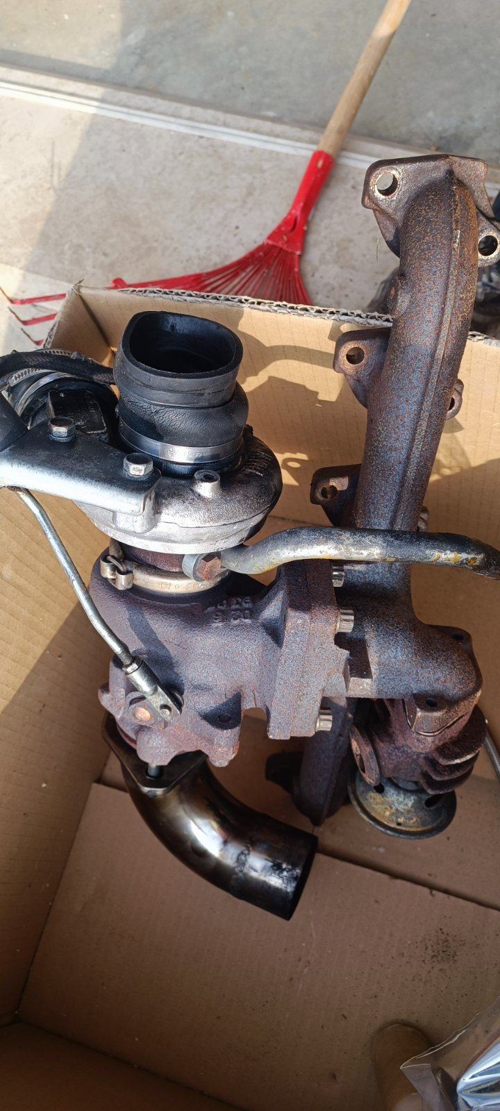 Turbine sa kolektorom za Bmw 324Td