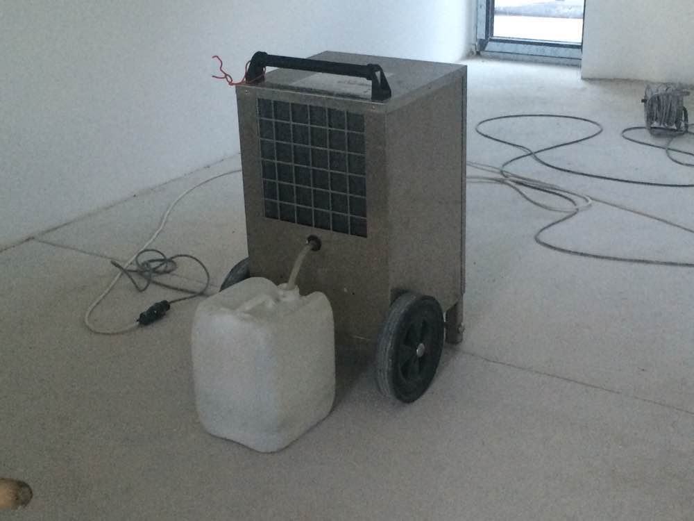 Isušivač vlage Split / dubinsko isušivanje / topovi za grijanje