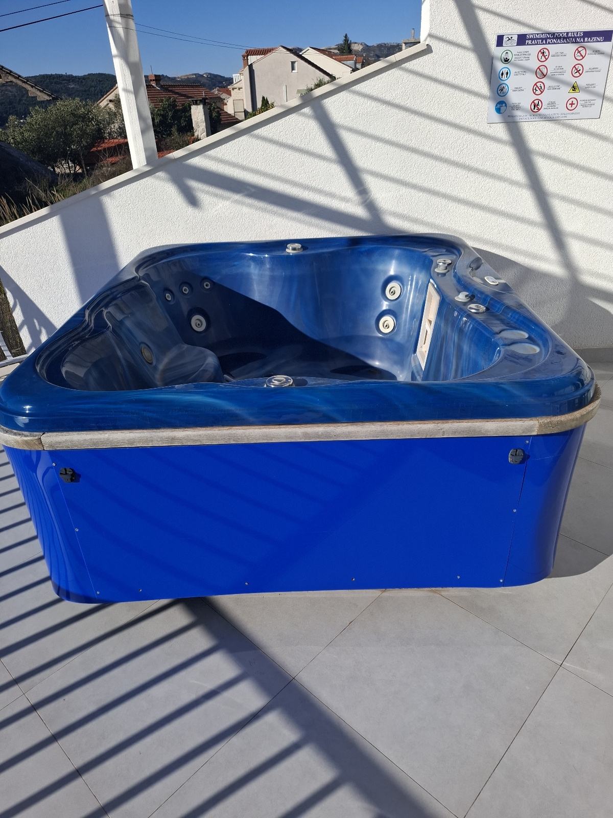 vanjski jacuzzi