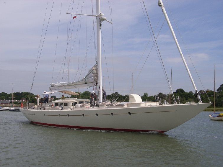 90ft Modern Classic Sailing Yacht