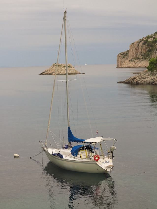 Jedrilica UFO 27 povoljna prodaja