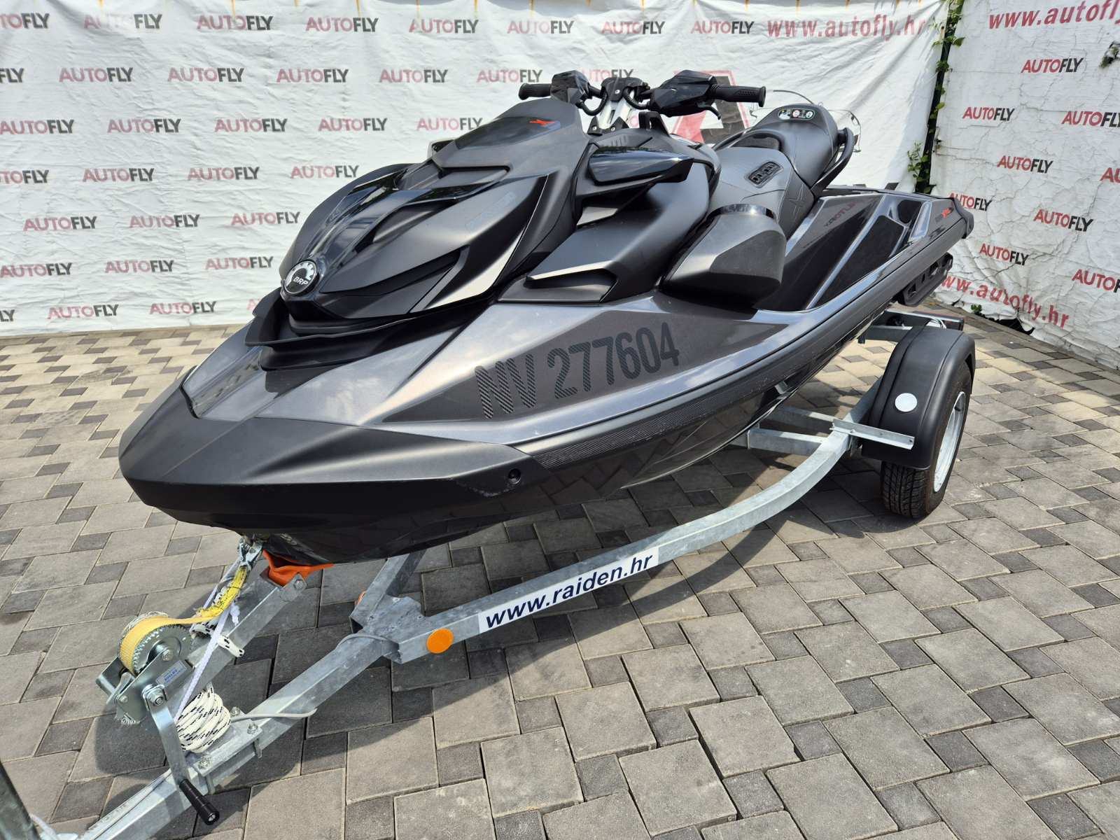 Jet Ski SEA DOO RXP X 300 RS + Trailer