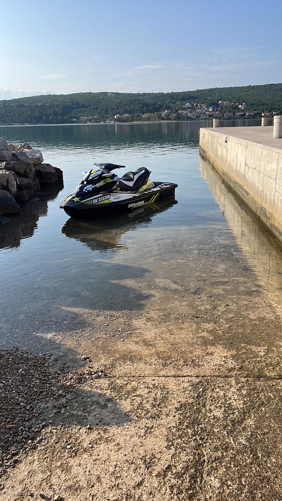 Prodajem Sea Doo RXP 215