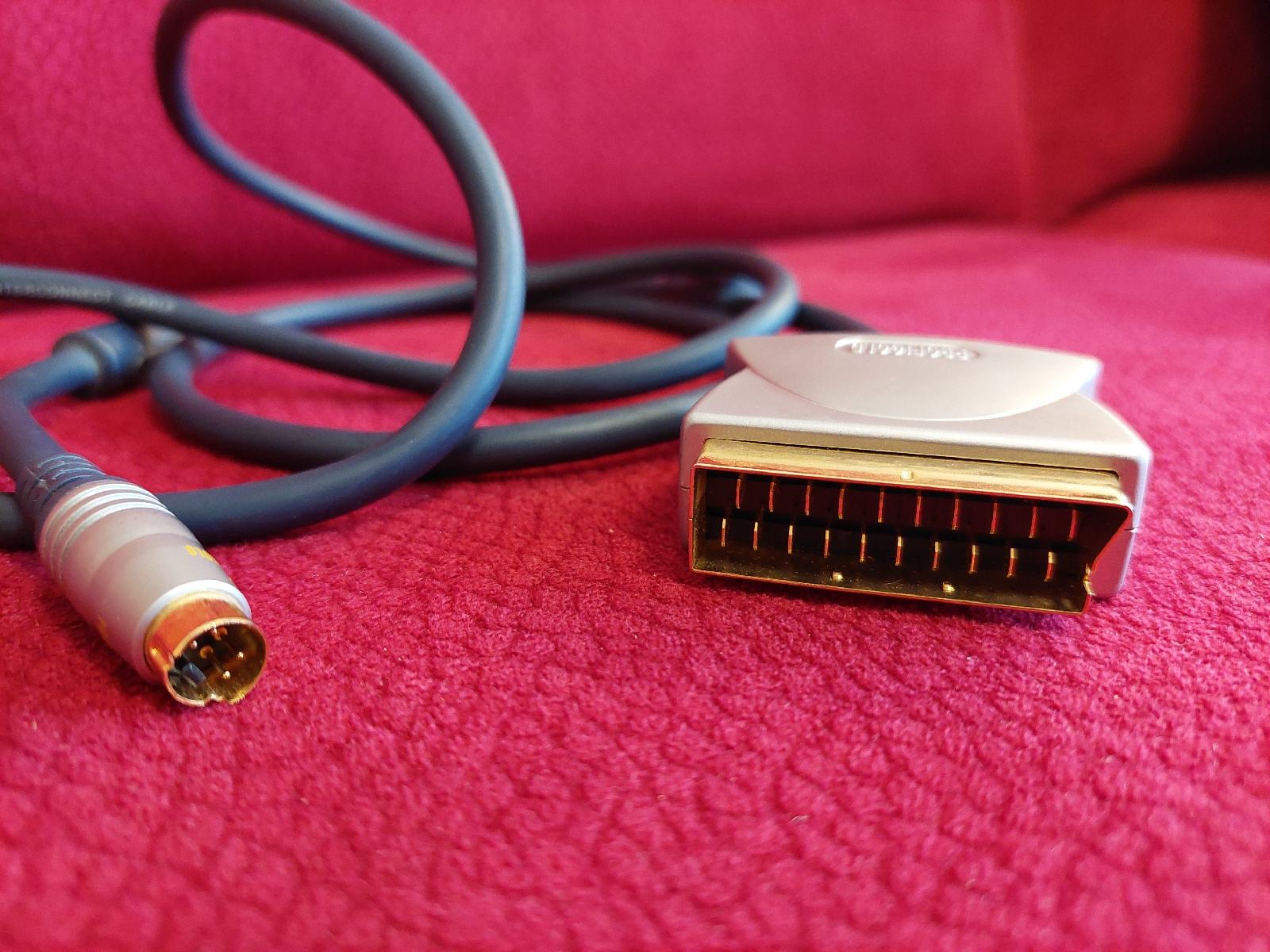 Profigold PGV672 1.5m S-Video to Scart Cable