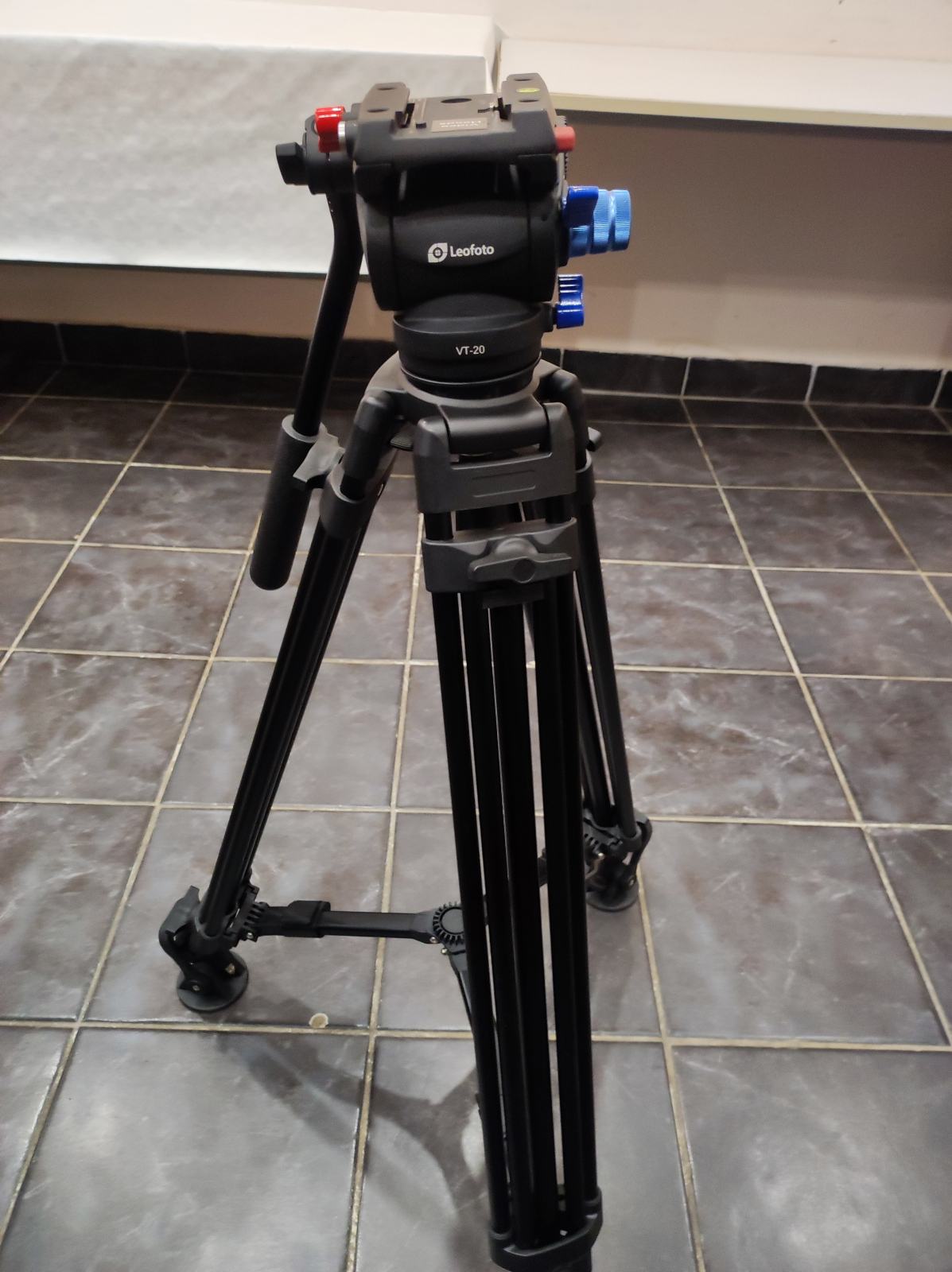 Stativ za kameru Leofoto VT-20 tripod + torba
