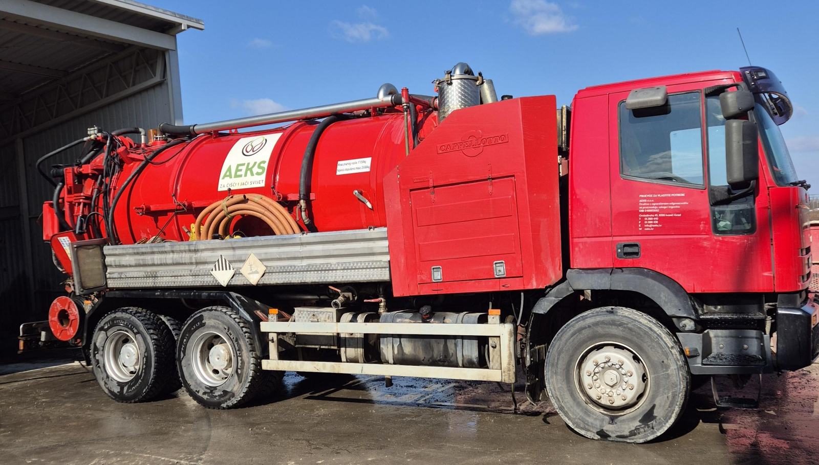 IVECO EUROTRAKKER NP 260 (ADR vakuum cisterna za otpad, 2003.g), 2003 god.