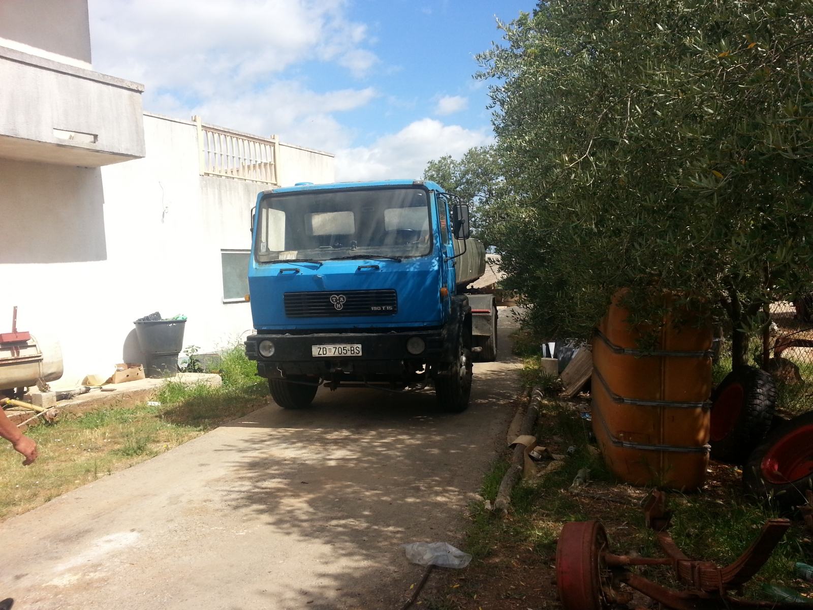 TAM 190 CISTERNA, 1987 god.