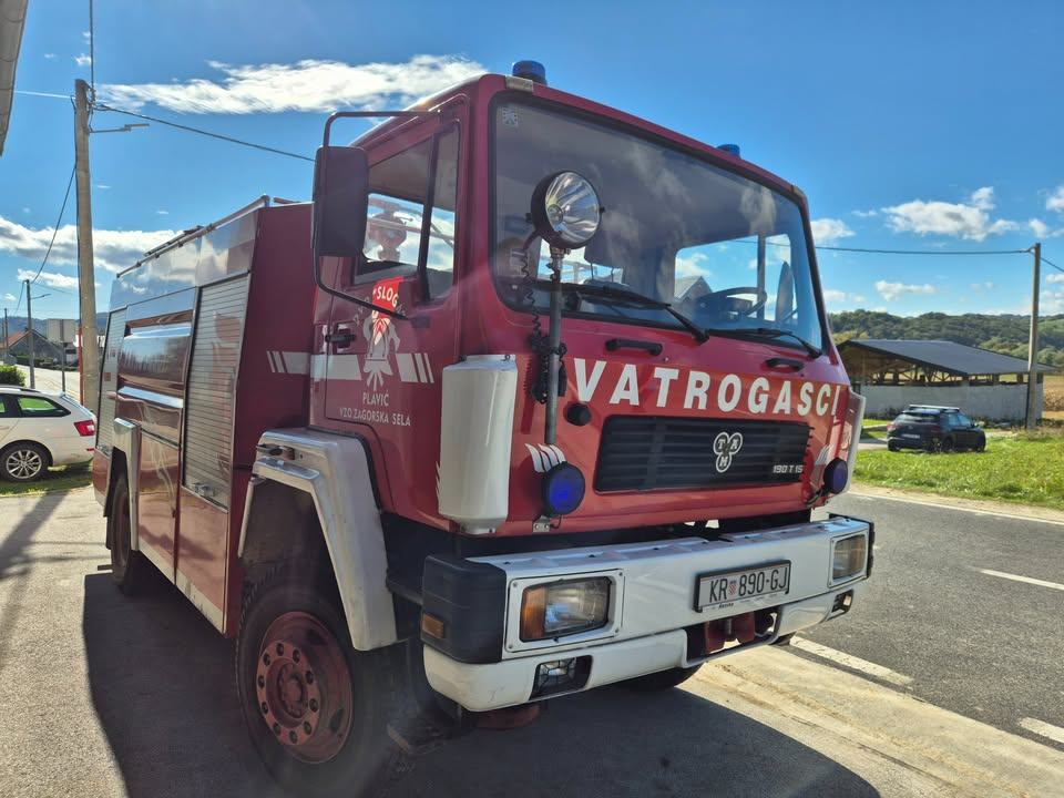 VATROGASNA CISTERNA TAM 190 T15, 1984 god.