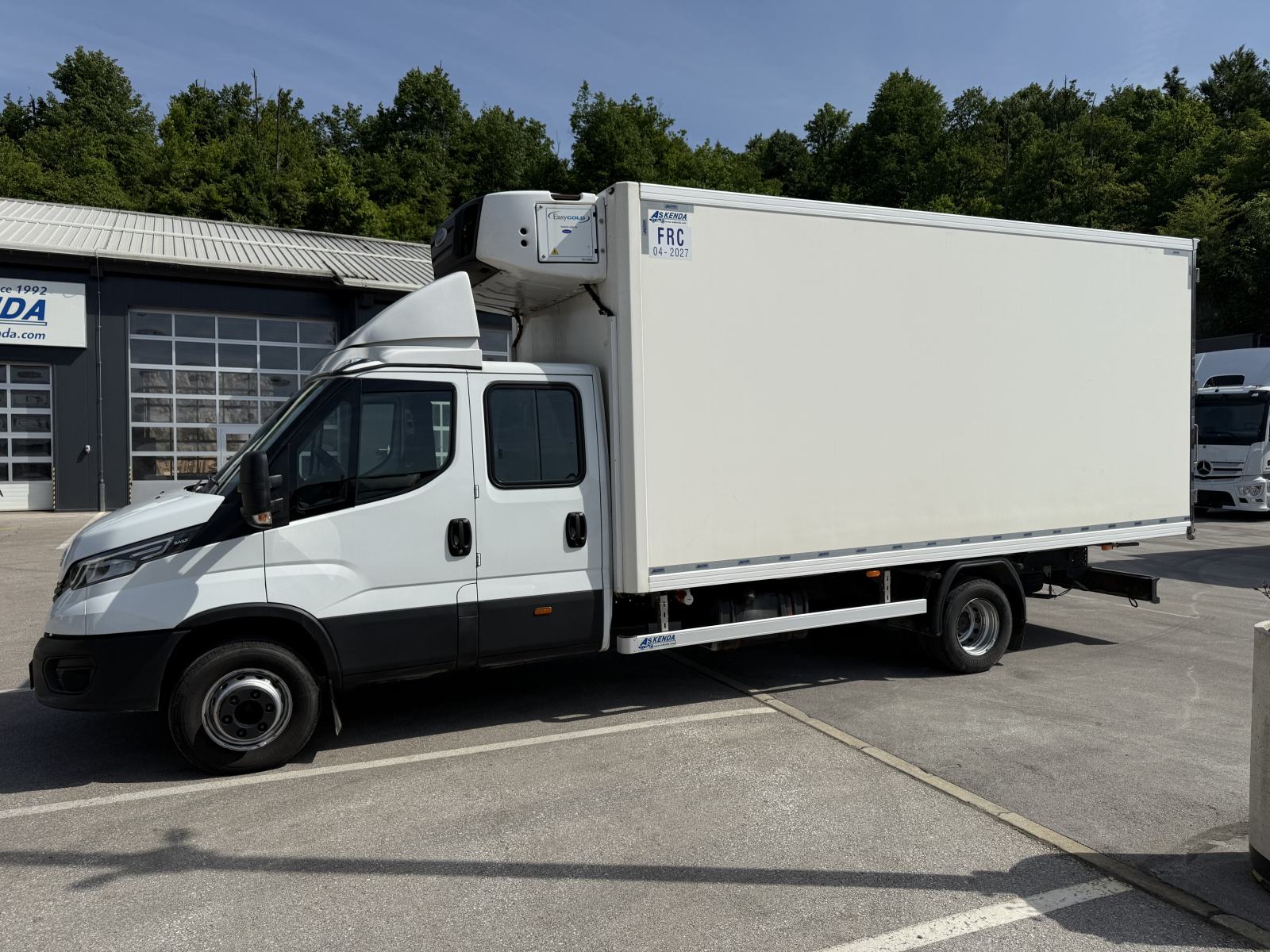 IVECO DAILY 70C21 HI-MATIC HLADNJAČA + CARRIER 550, 2023 god.