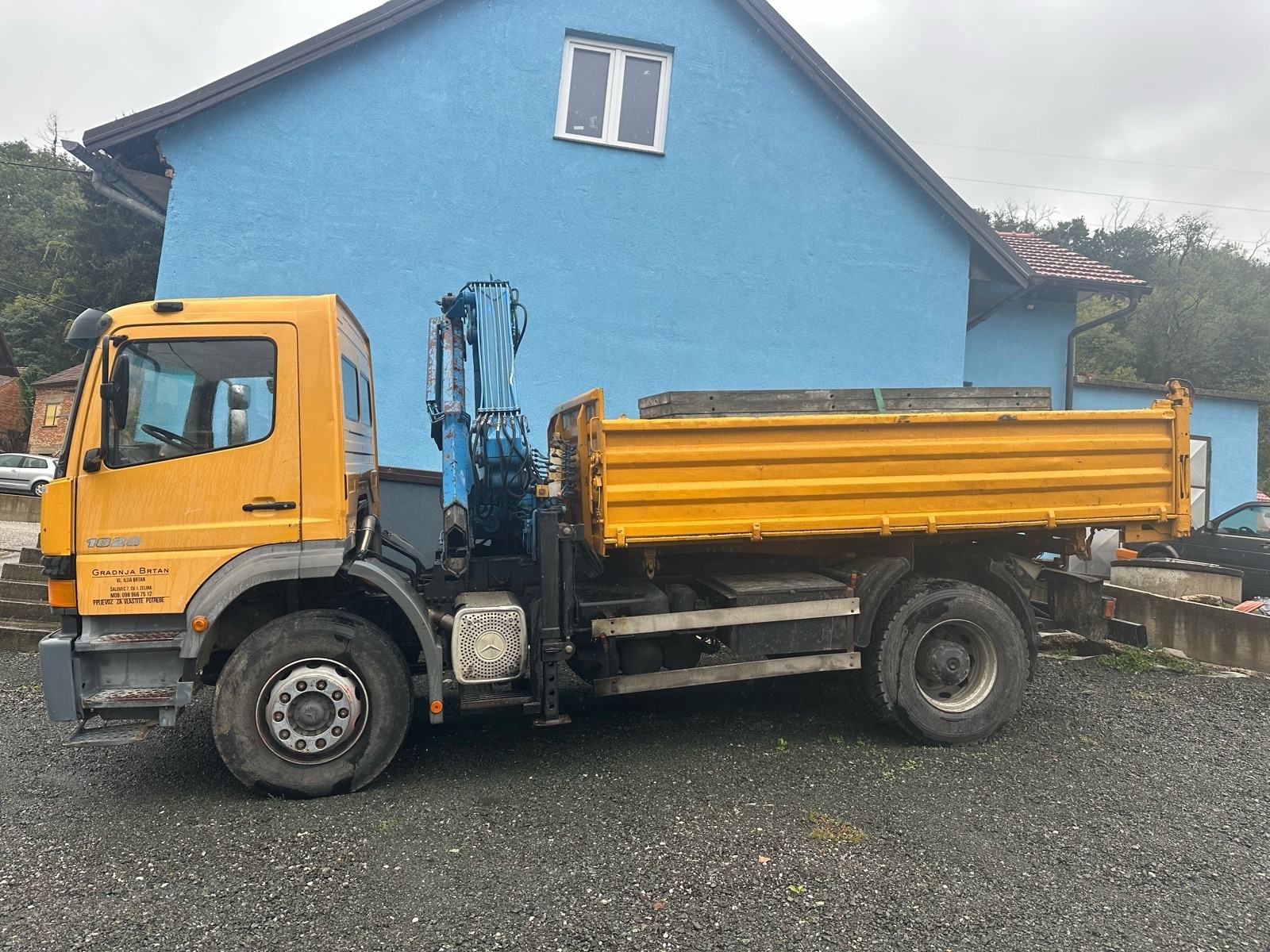 Mercedes Atego kran/kiper, 2000 god.