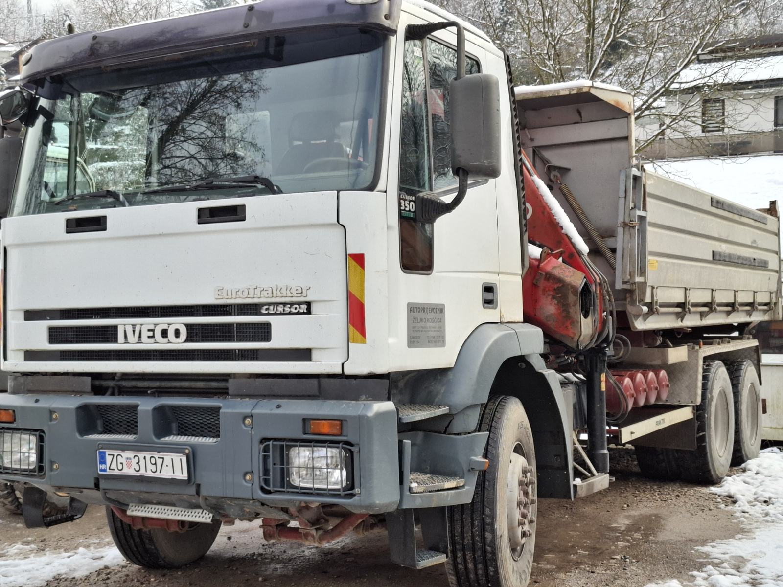 Iveco Eurotrakker MP 260 E 35 , kran. Zamijena za kipera, 2003 god.