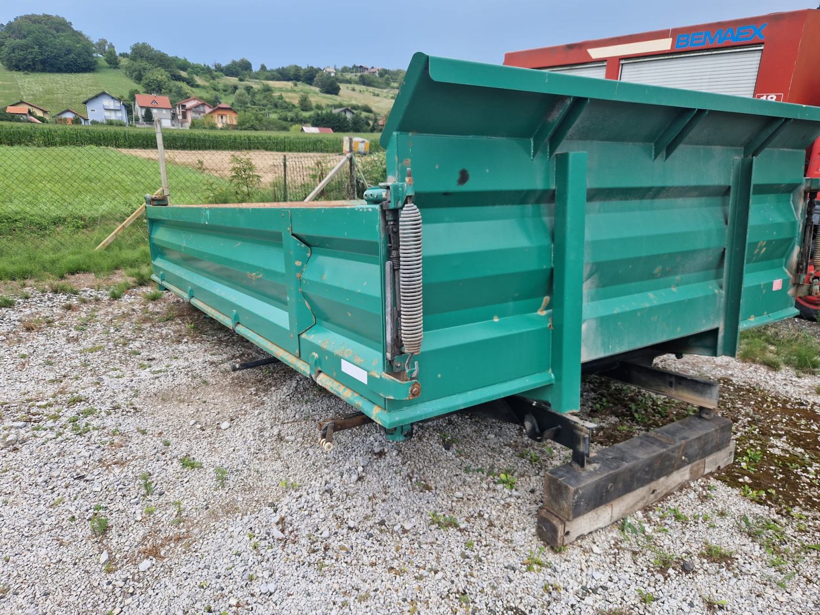 kiper sanduk 4,10 m, 2008 god.