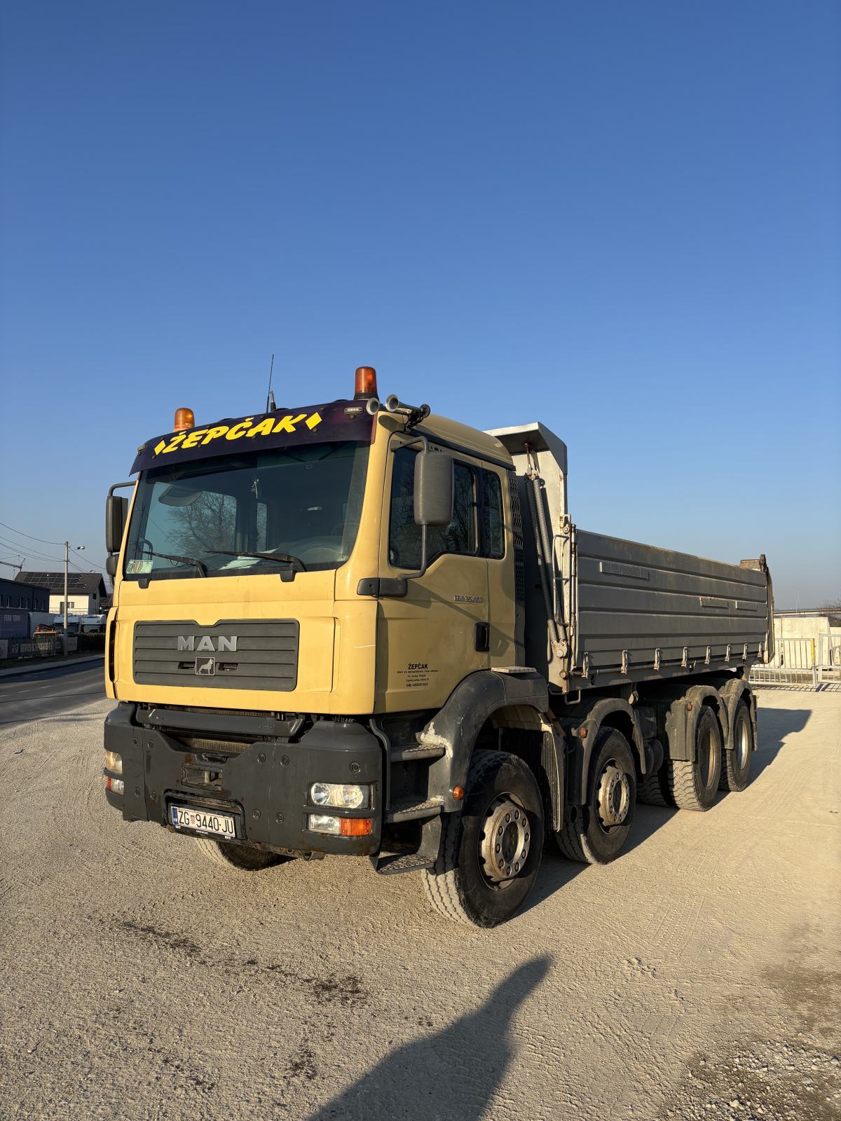 MAN TGA 35.460 8x4 kiper, 2004 god.