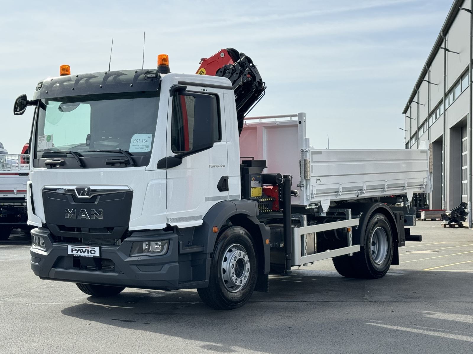 MAN TGM 18.320 4x2 BB/ BL kiper kran, 2024 god.