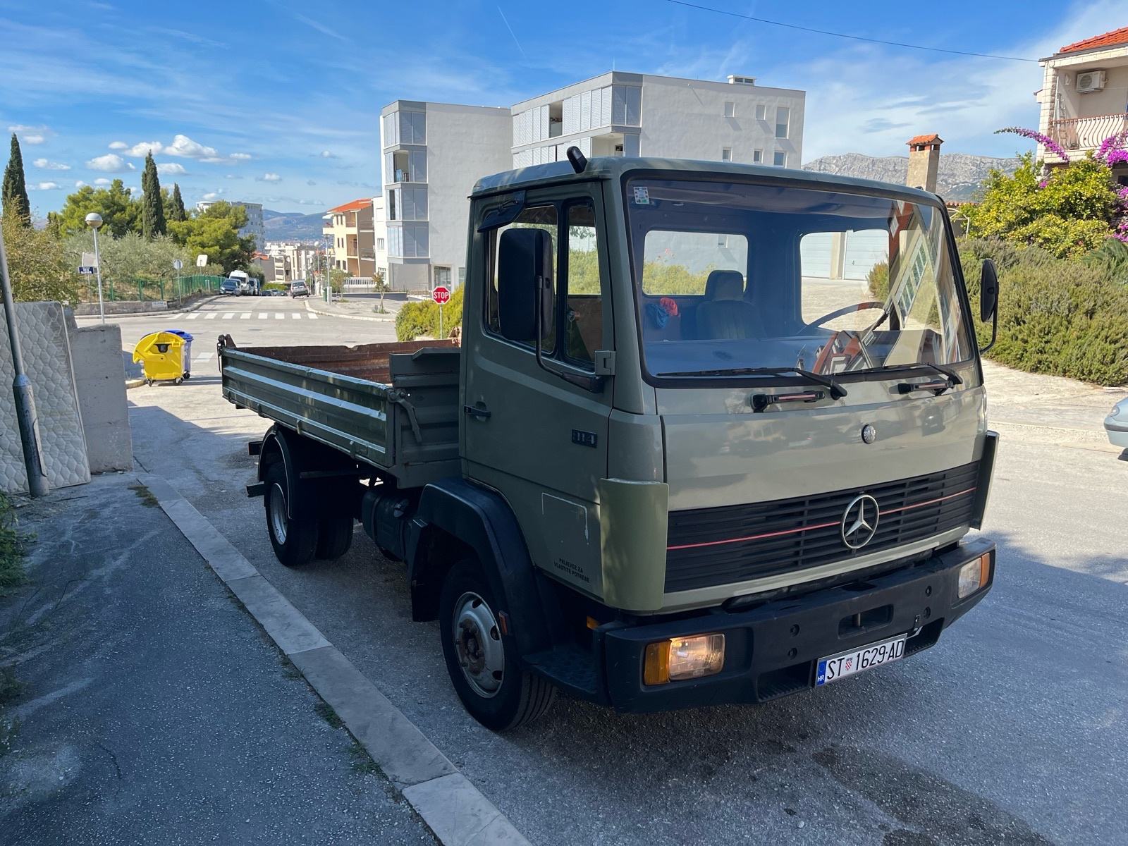 Mercedes 814, 1987 god.