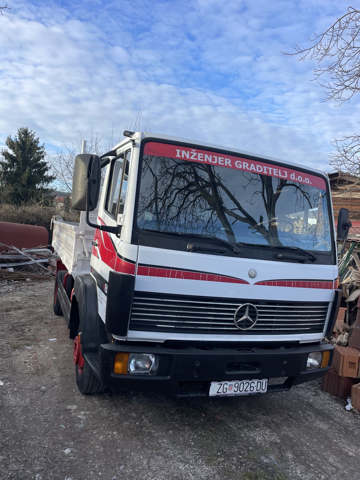 Mercedes 814, 1993 god.