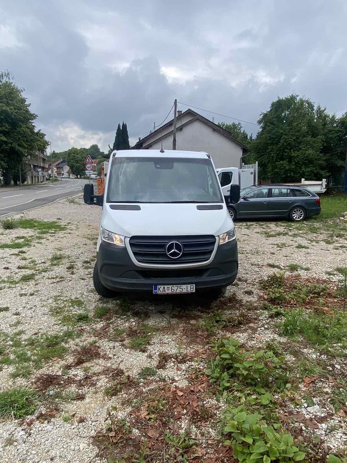 Mercedes-Benz Sprinter 519 L3H1, 2020 god.