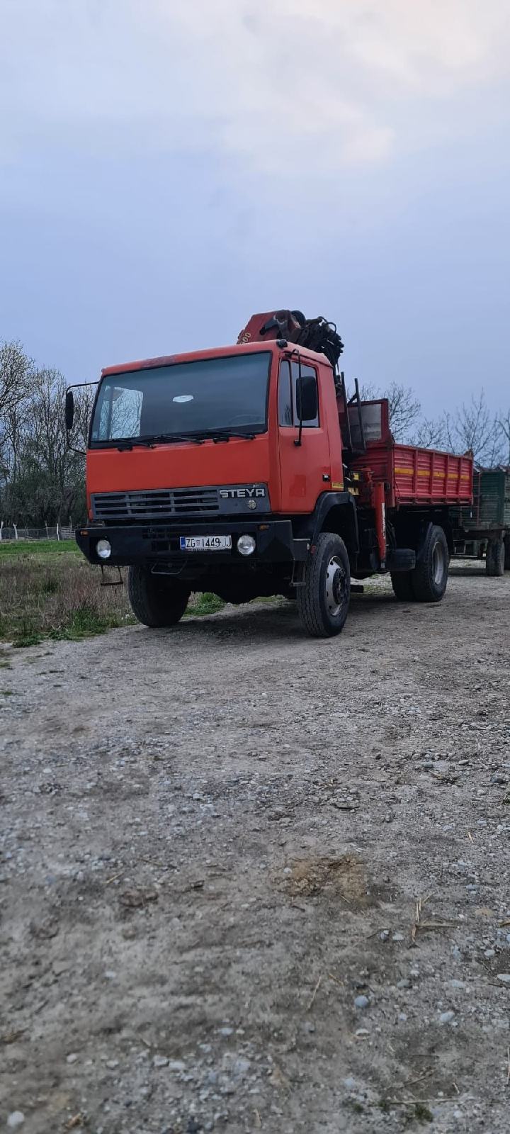 Steyr kiper kran kamion, 1989 god.