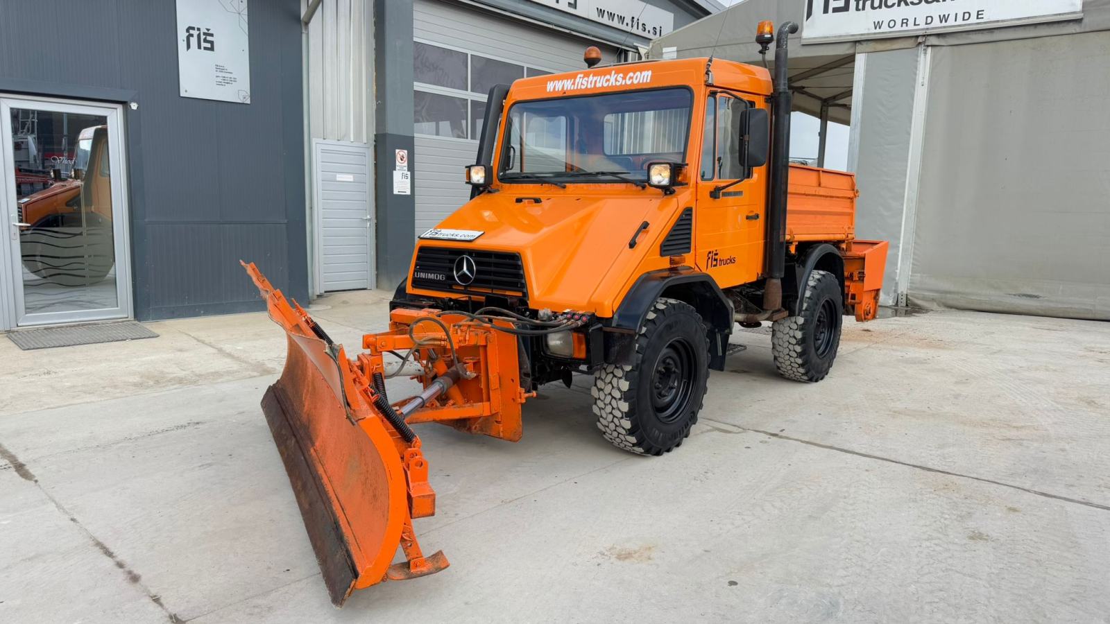 UNIMOG 408/10 4X4 KIPER + RALICA + POSIPAČ, 1997 god.