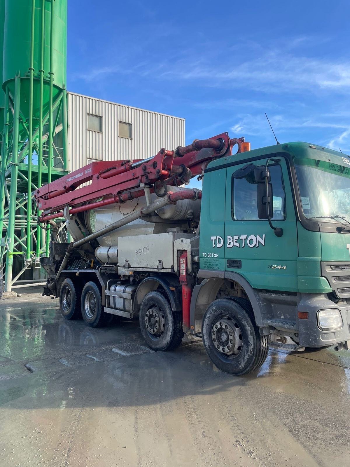 Mercedes-Benz Actros Putzmeister M24, 2006 god.