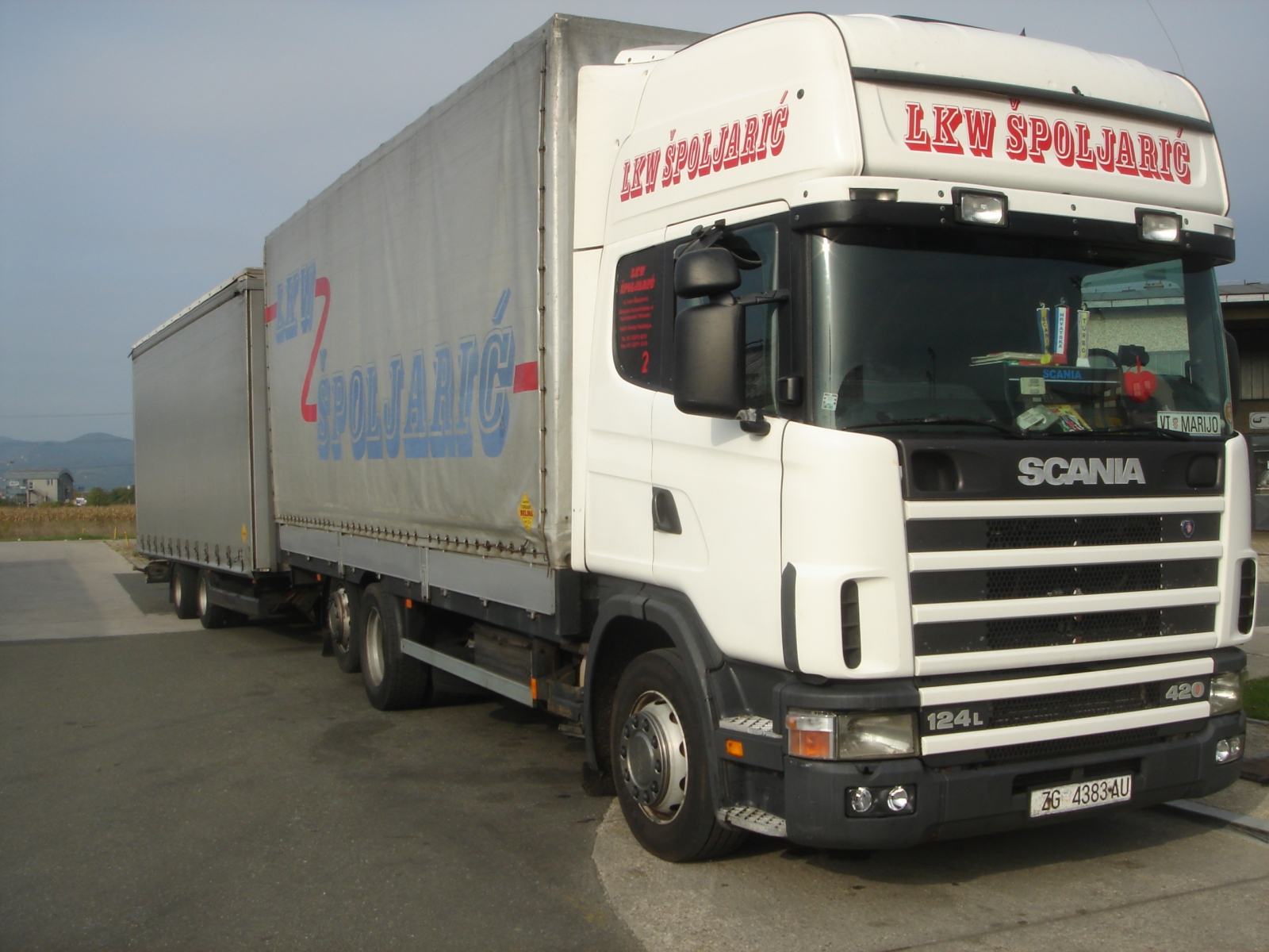 Kamion SCANIA 124, 2004 god.