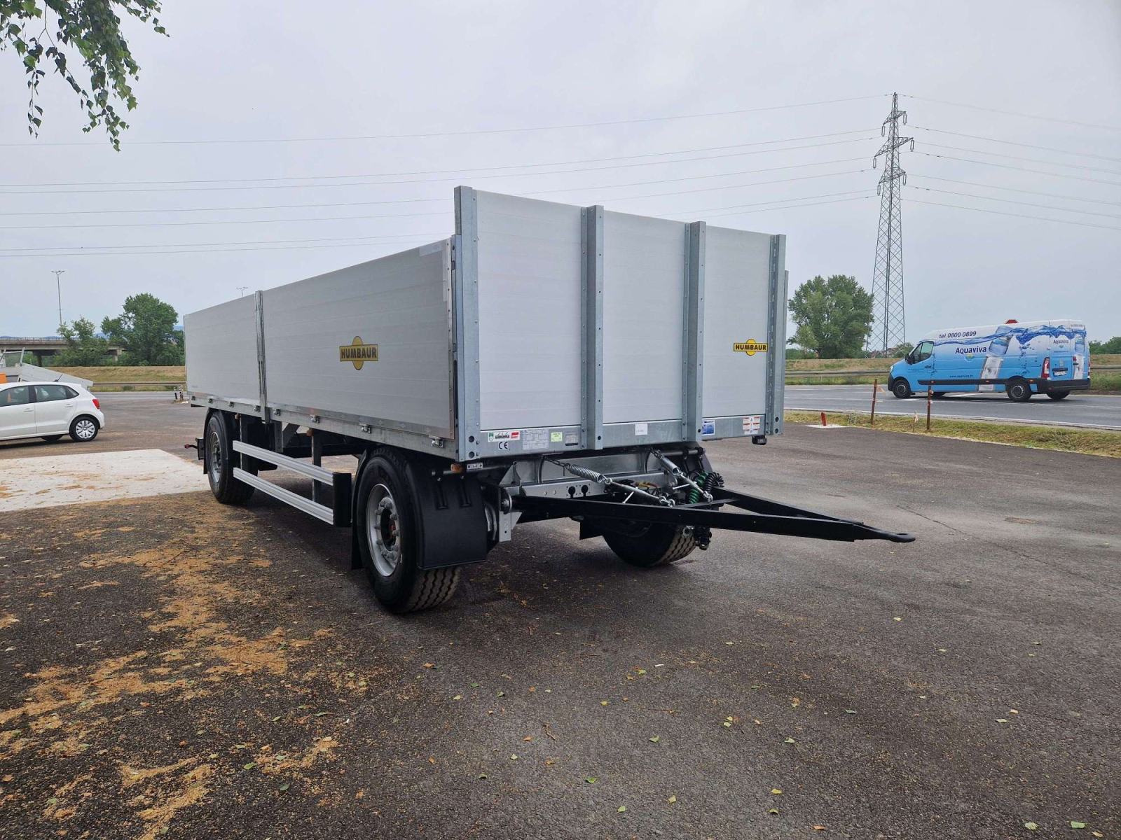 PRIKOLICA HUMBAUR HD18 BAUSTOFF, 2024 god.