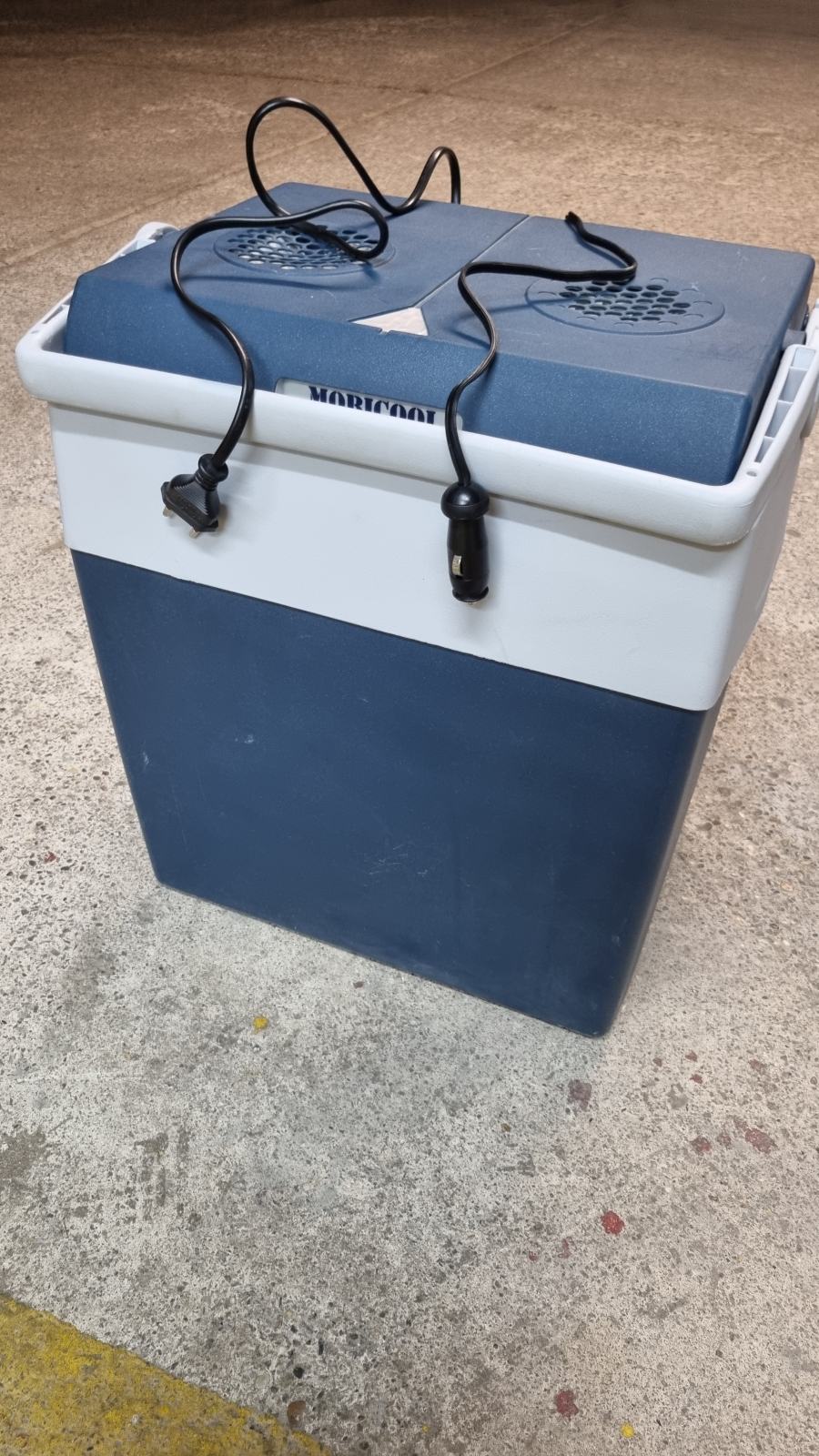 Prijenosni hladnjak Mobicool TC-16-12/230