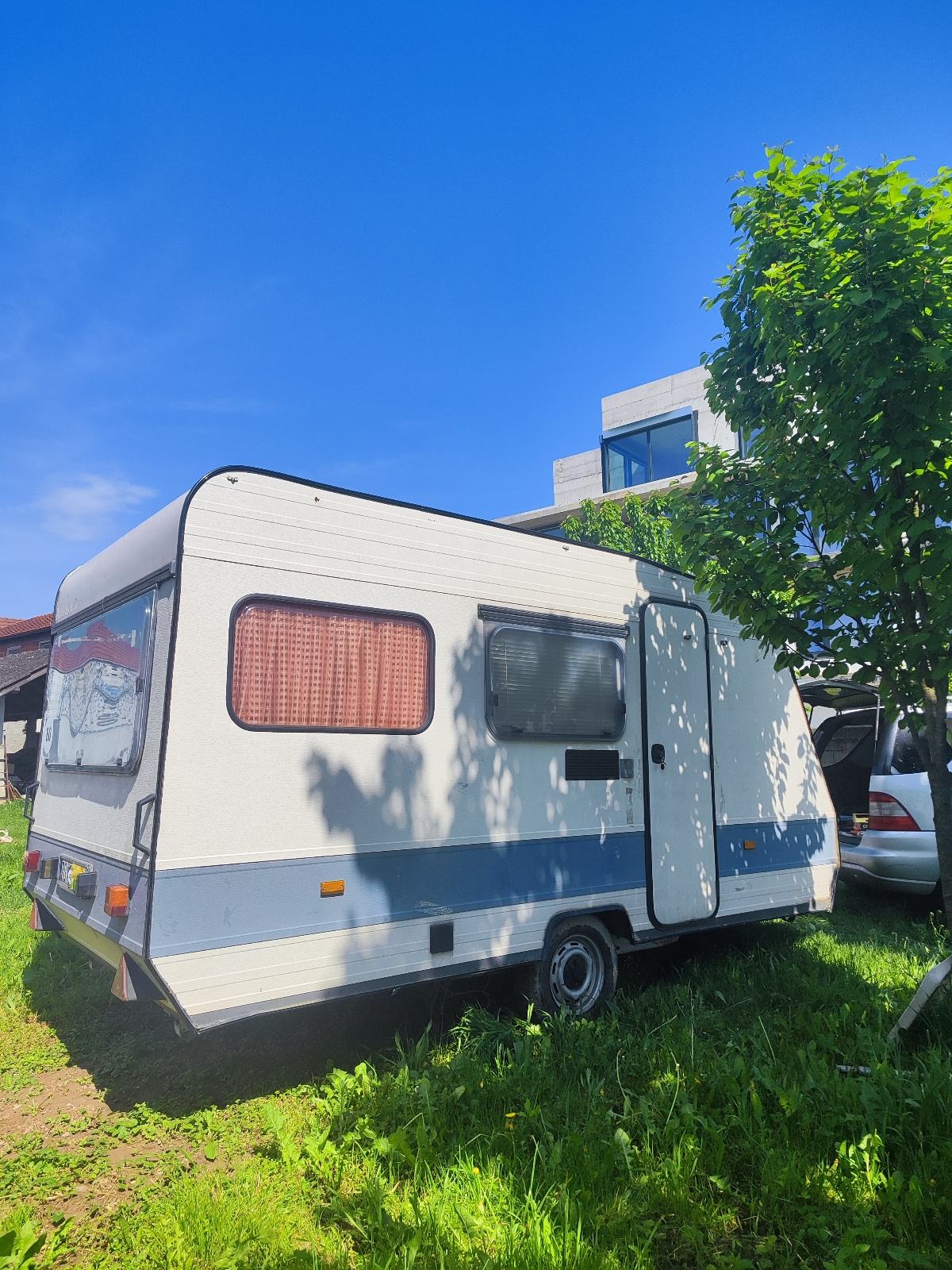 kamp kučica Adria 4,30 m,SNIŽENO 5.5.Reg.3 god