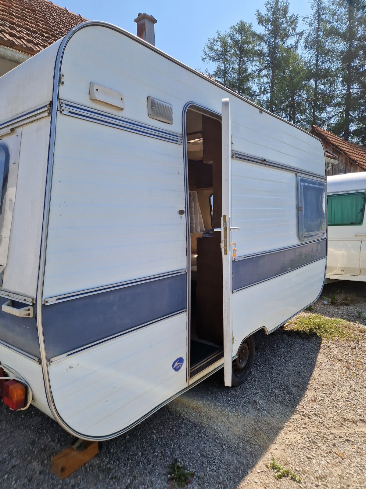 Kamp kućica Adria 420