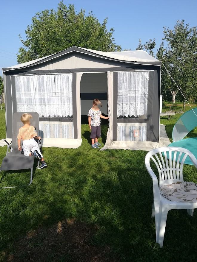 Kamp prikolica ADRIA 420