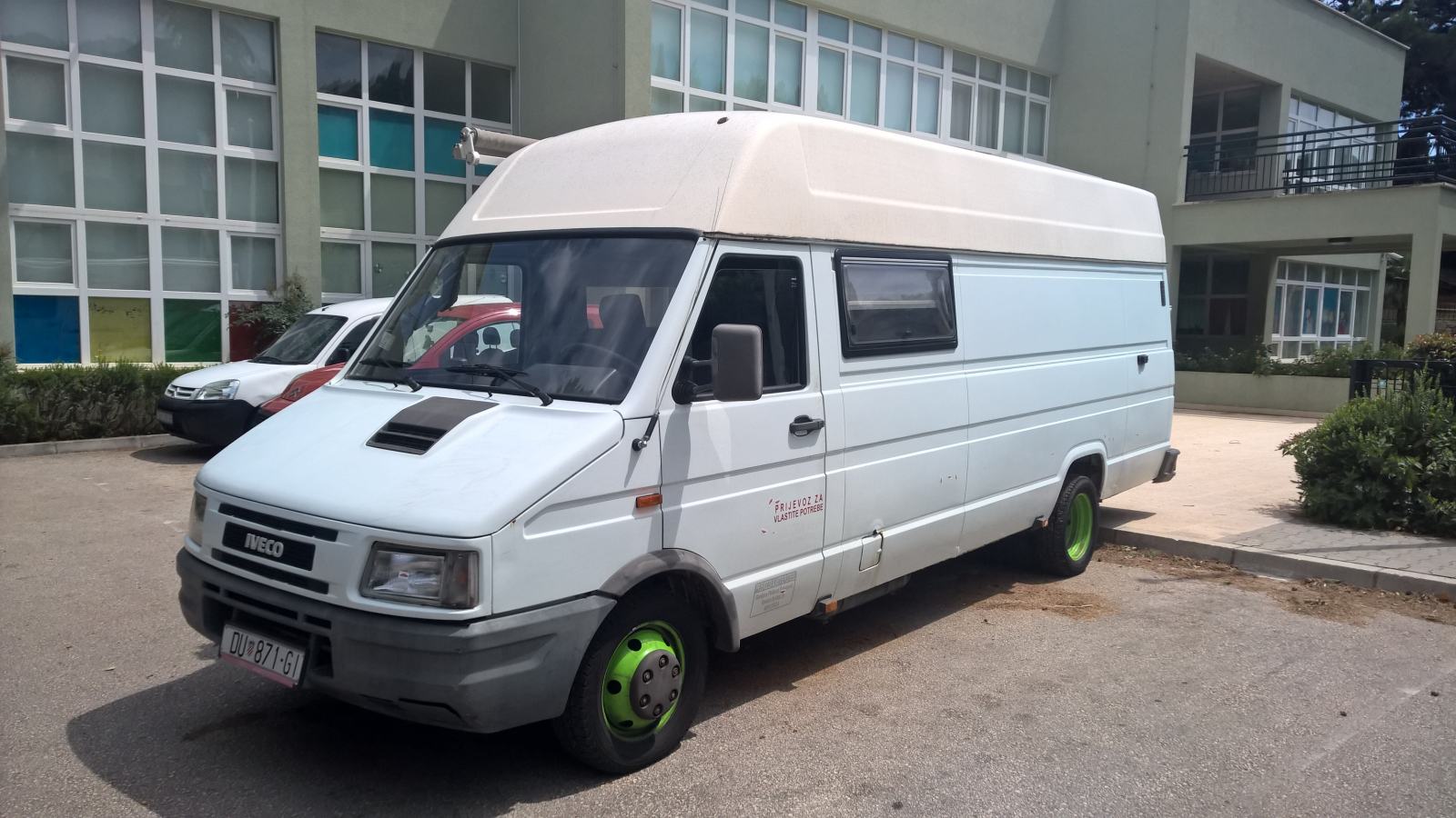 KAMPER IVECO TURBO DAILY JEFTINO DAM SAMO DA PRODAM