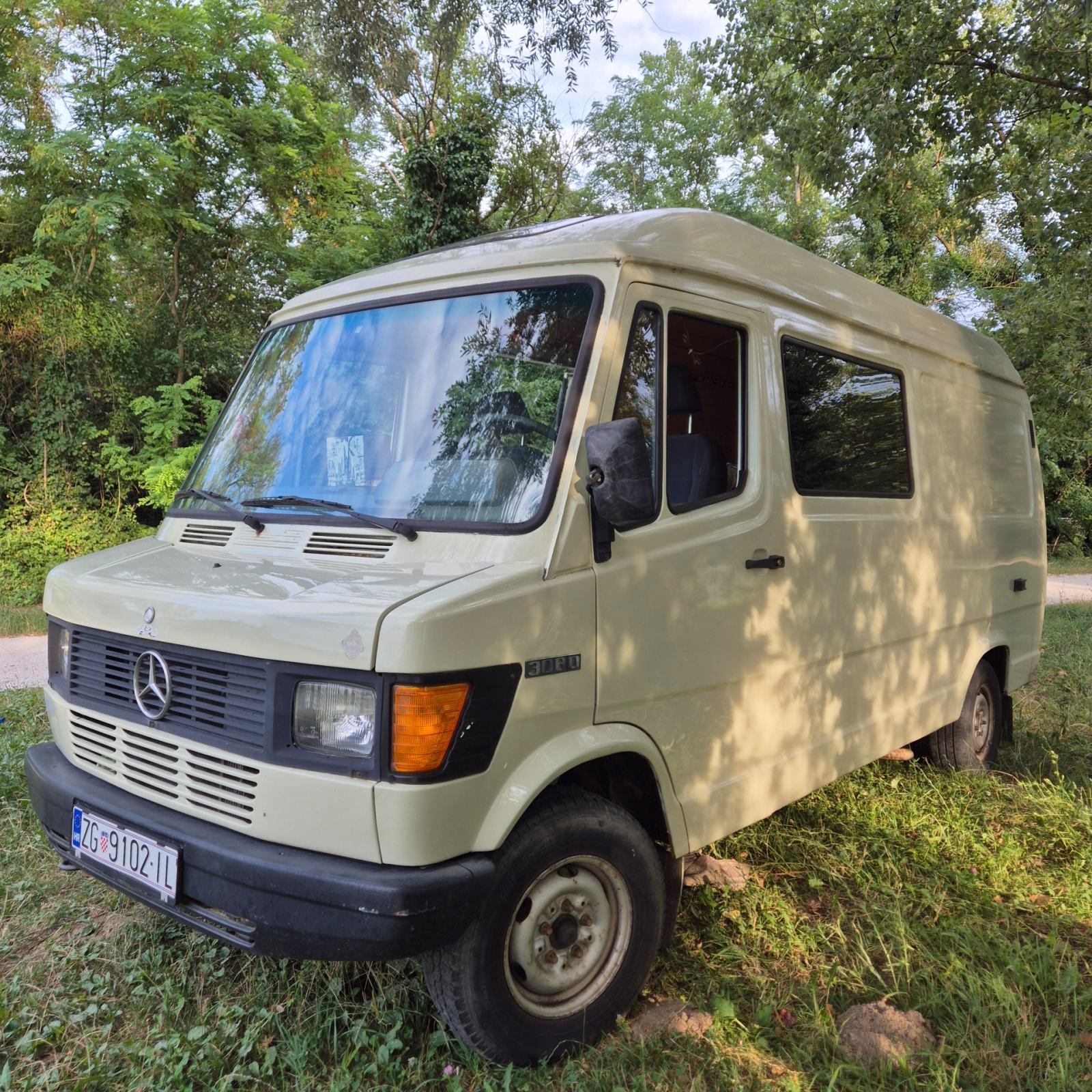 Kamper Mercedes 308D