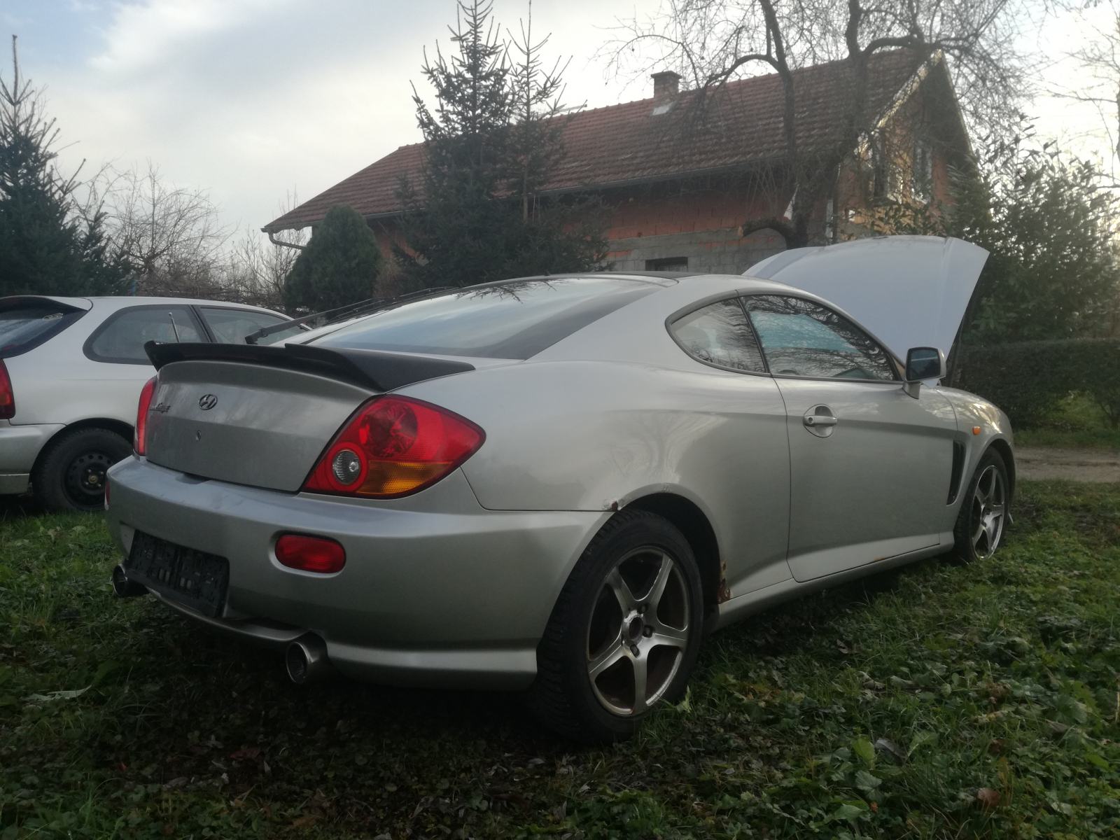 Schne Hyundai Coupe 2 0 Gls Bild