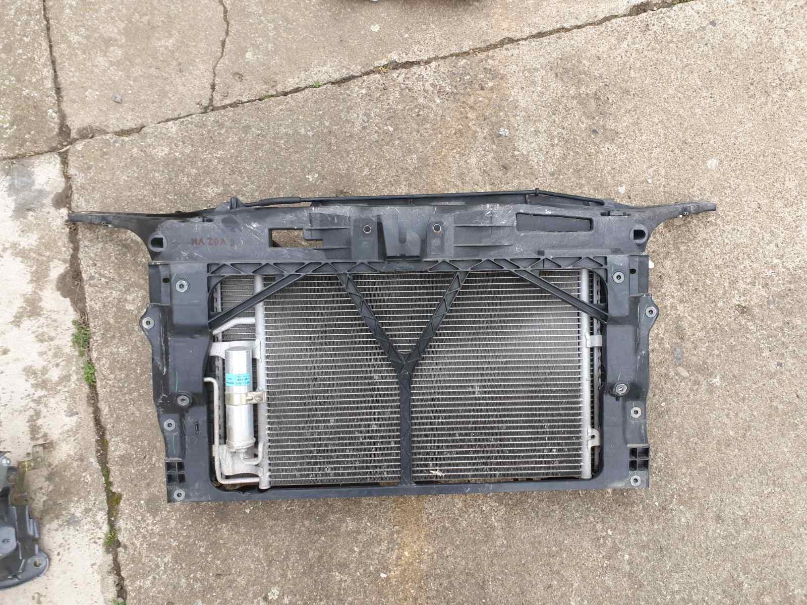 Mazda 3 1,6 i hladnjak vode, 2005 god.