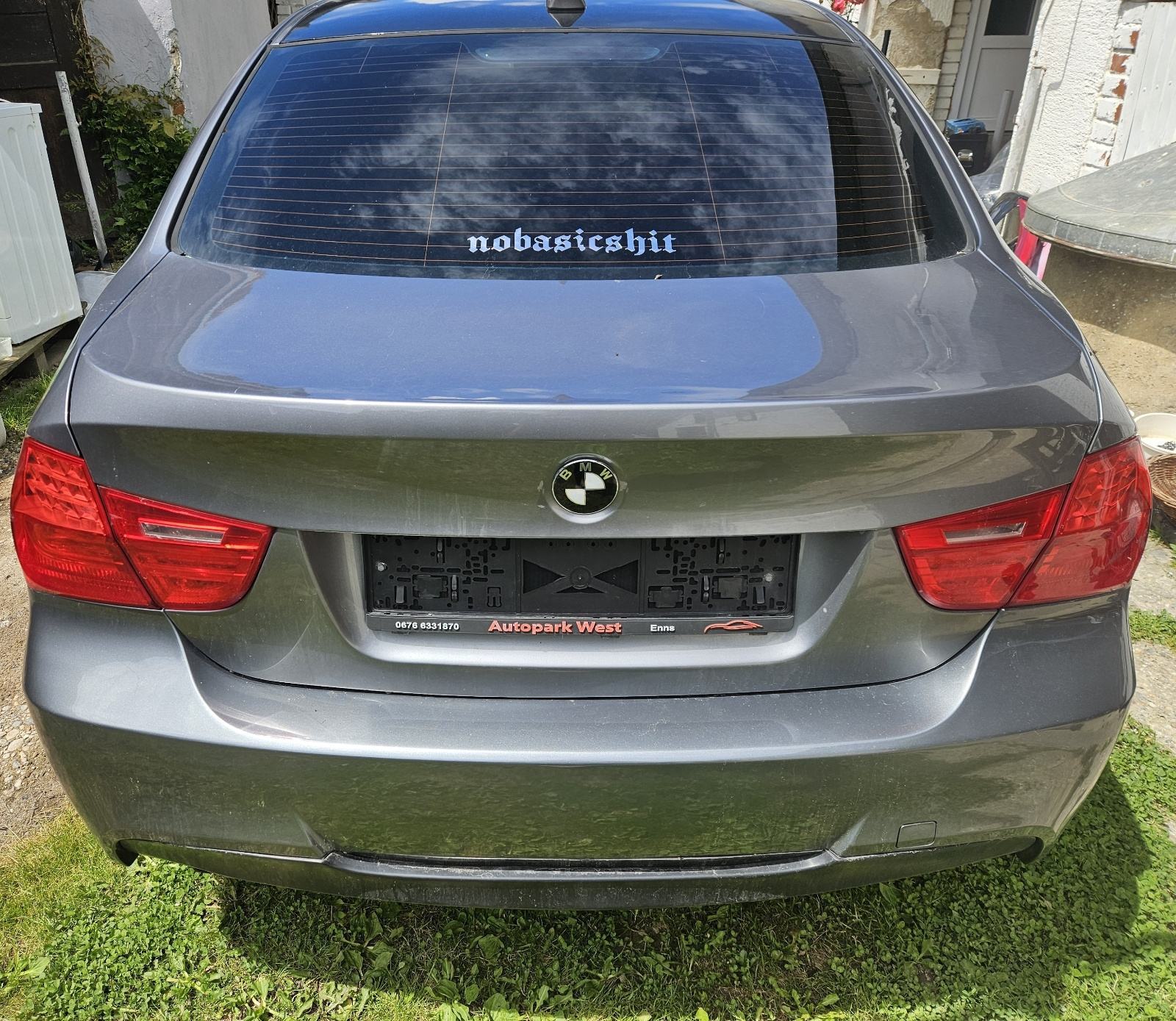 BMW E90 LCI ZADNJA HAUBA